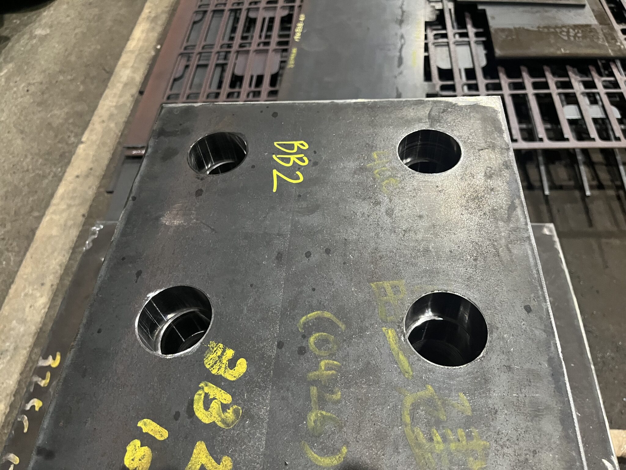 TMCP 60mmΦ穴あけ加工 | ニュース・ブログ | 奥田スチール株式会社